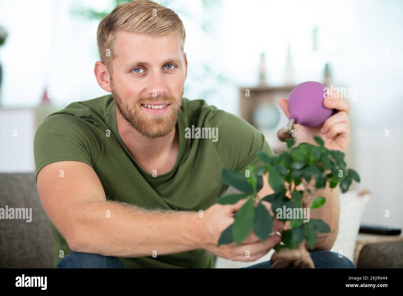 Greenhouse misting hi-res stock photography and images - Alamy