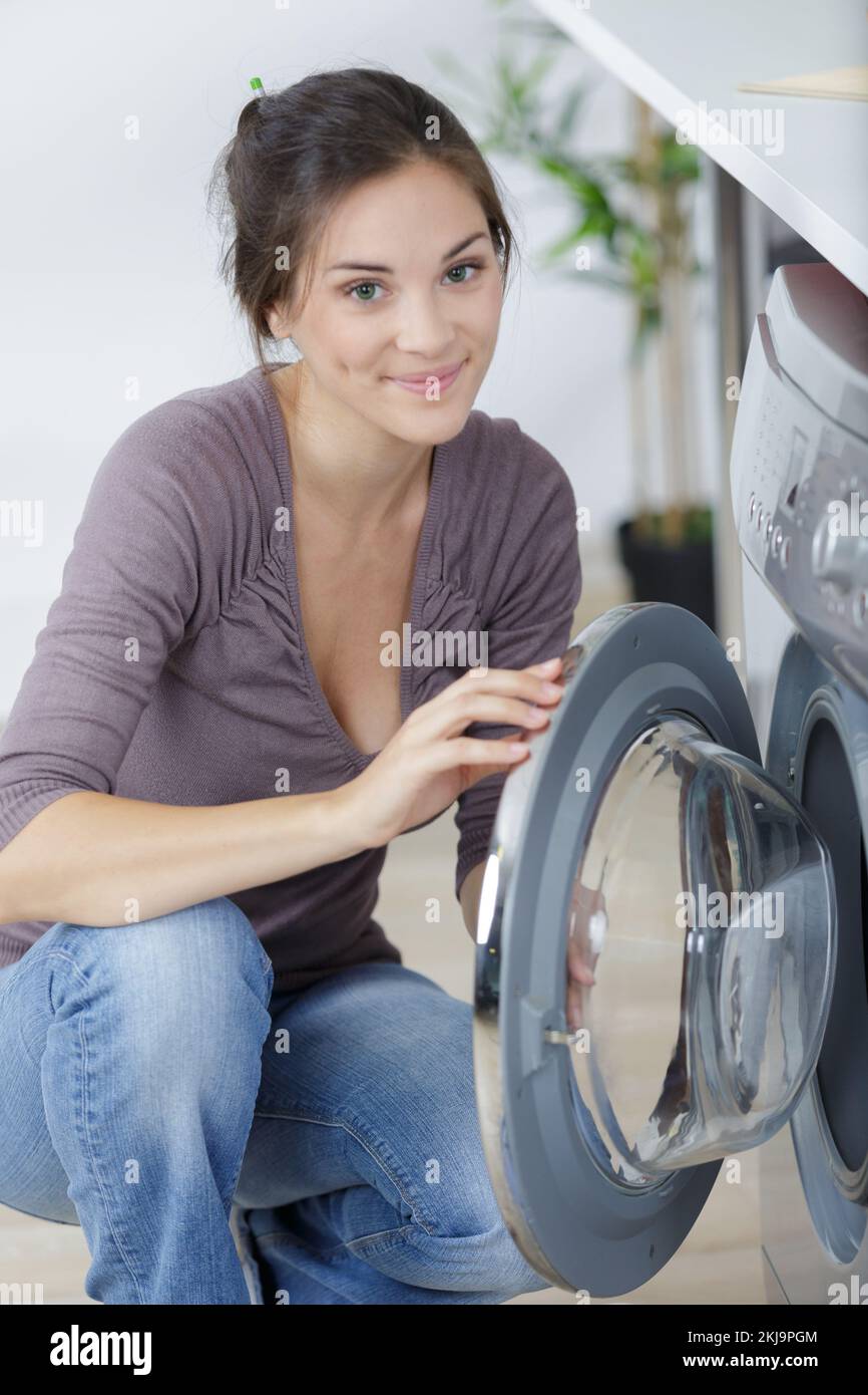 Laudry hi-res stock photography and images - Alamy