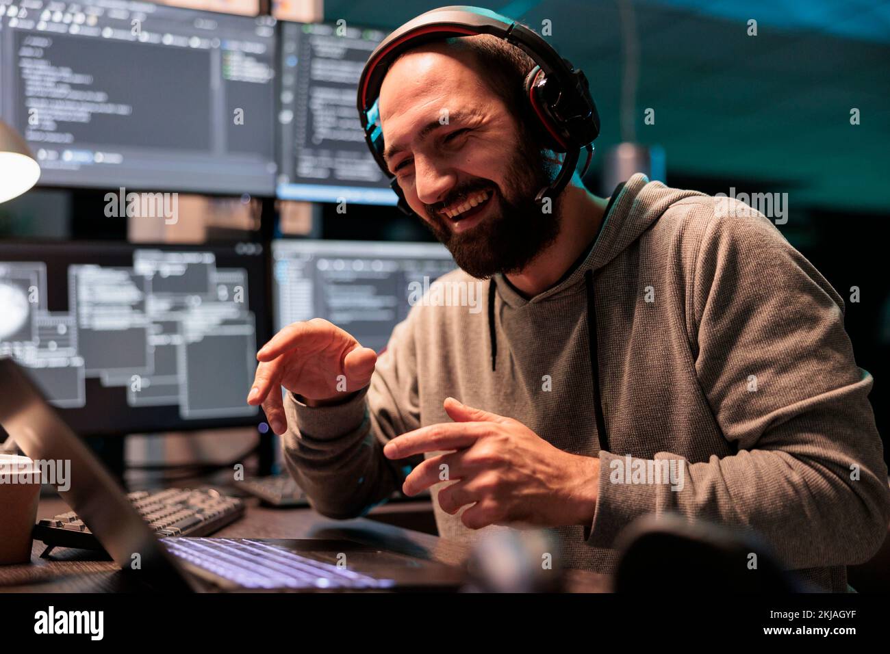 Database coder hi-res stock photography and images - Alamy