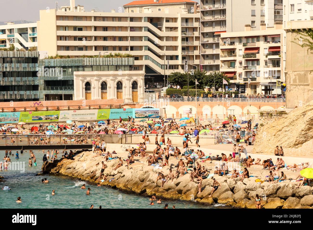 French women sunbathing hi-res stock photography and images - Alamy