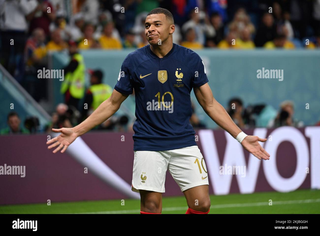 Kylian MBAPPE (FRA), gesture, action, single image, cut single motif ...