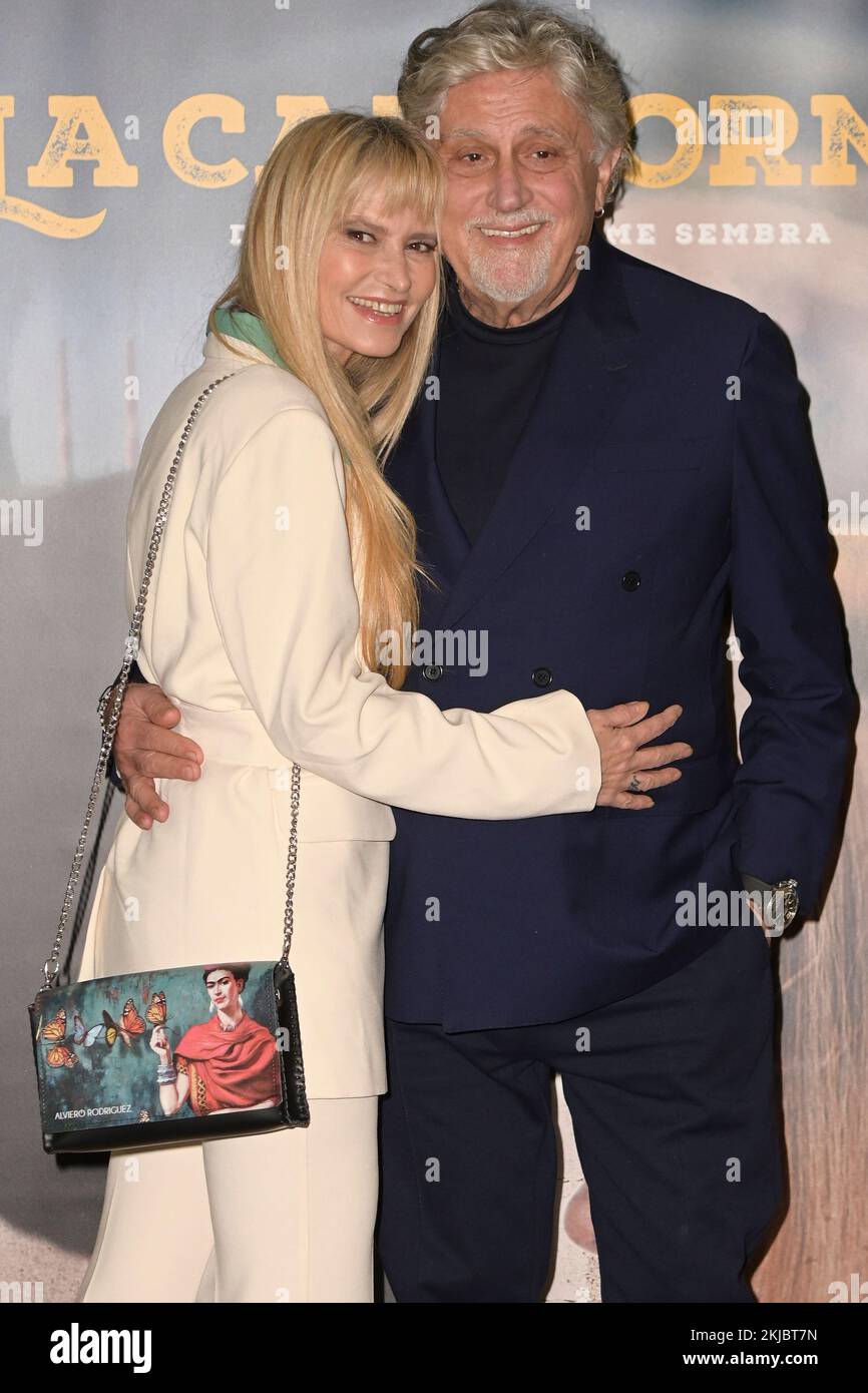 Nicole Moscariello (l) and Andrea Roncato (r) attend the premiere of ...