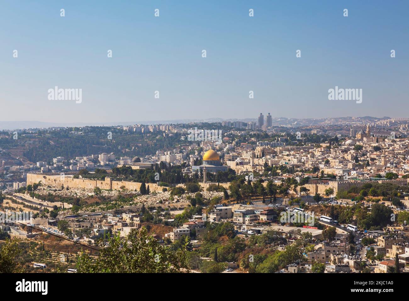 Dome of the Rock and Al-Aqsa Mosque in old walled City of Jerusalem ...