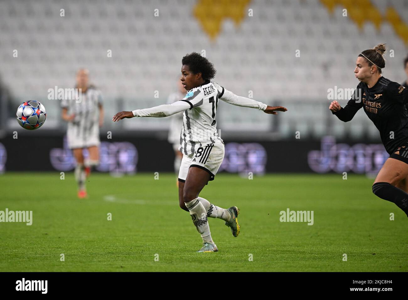 Lineth Enid Fabienne Beerensteyn (Juventus Women)Stephanie Catley ...