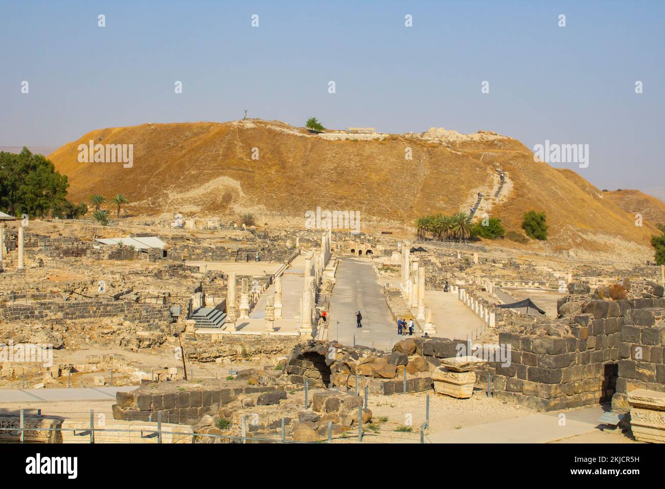 6 Nov 2022 Visitors in the Beth Shean National Park with Mount Gilboa ...