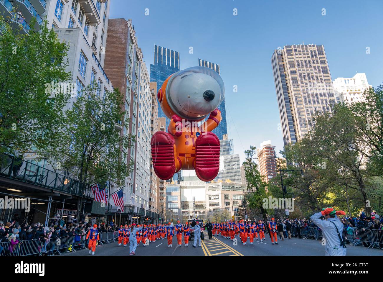 The Astronaut Snoopy by Peanuts Worldwide balloon flown during 96th ...