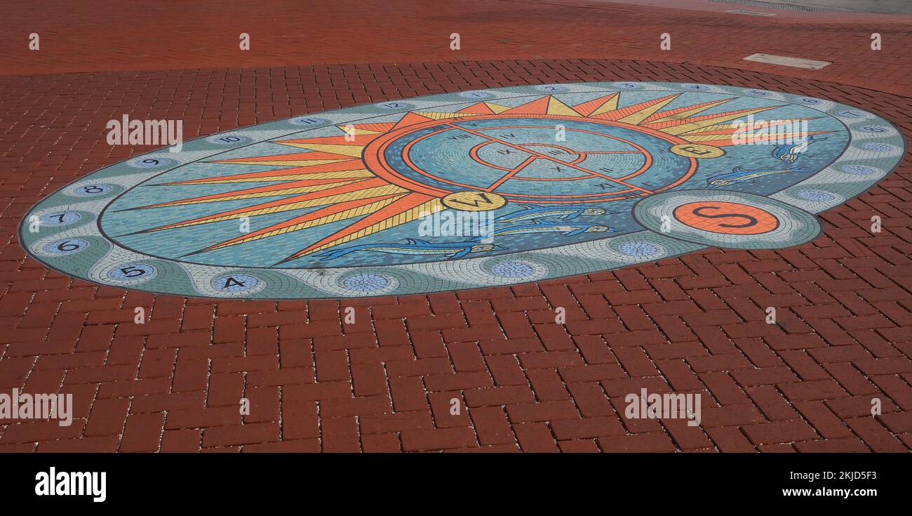 Clock and Compass mural art on State Street in Santa Barbara ...