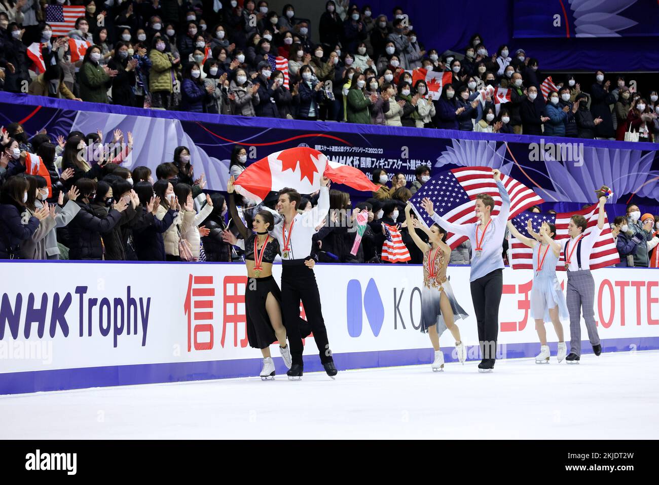 Makomanai Sekisui Heim Ice Arena, Hokkaido, Japan. 19th Nov, 2022. (L-R ...