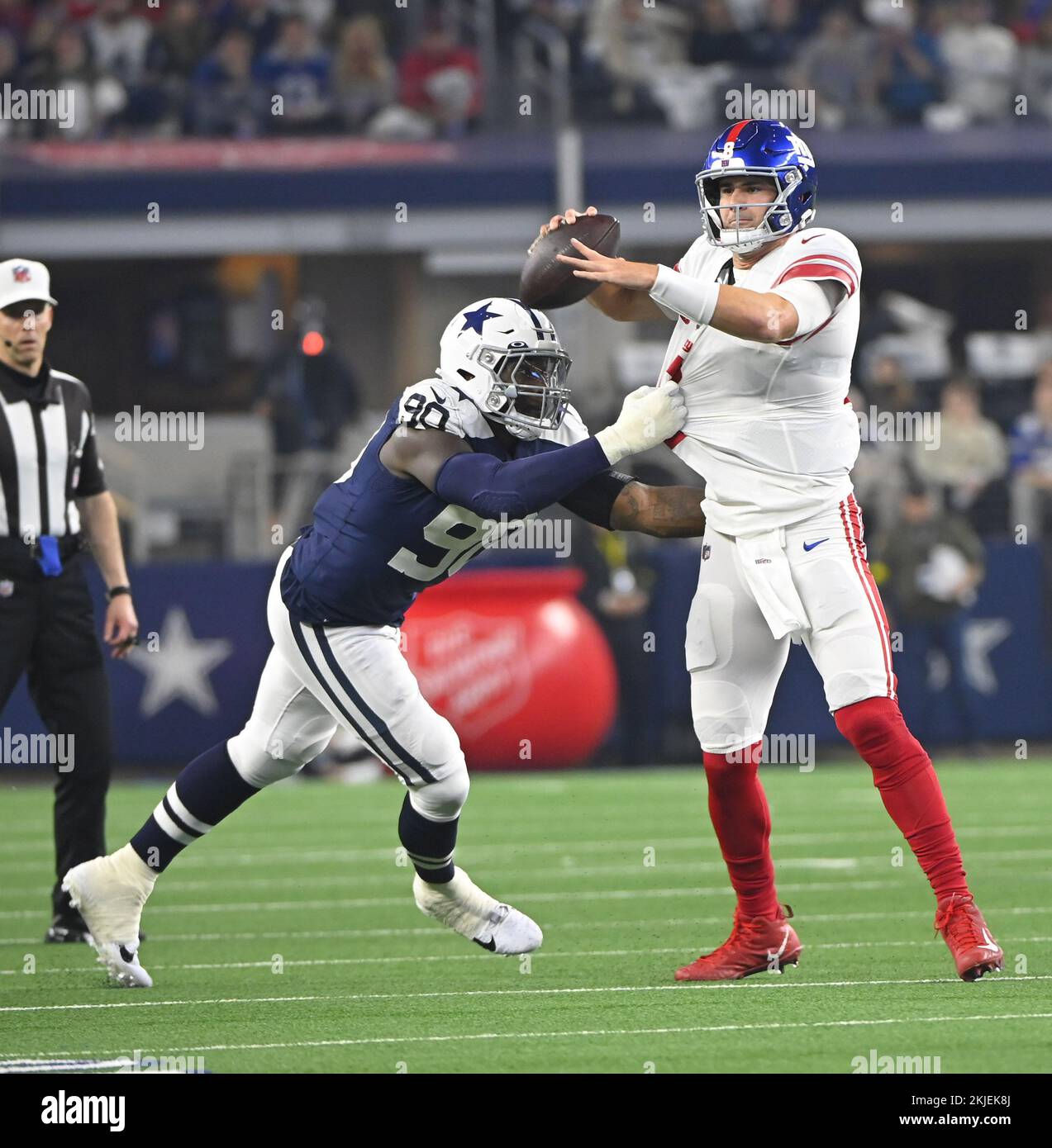 Daniel jones giants 2022 hi-res stock photography and images - Alamy