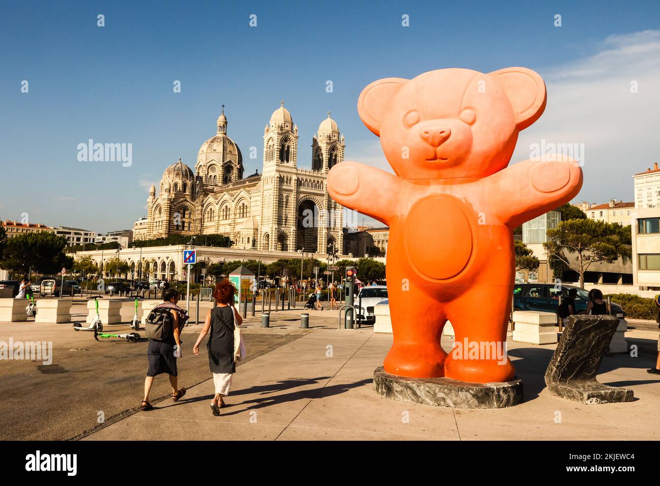 Teddy Bear Statue,giant,bear,statue,sculpture,by, Jayet,on,Robert ...