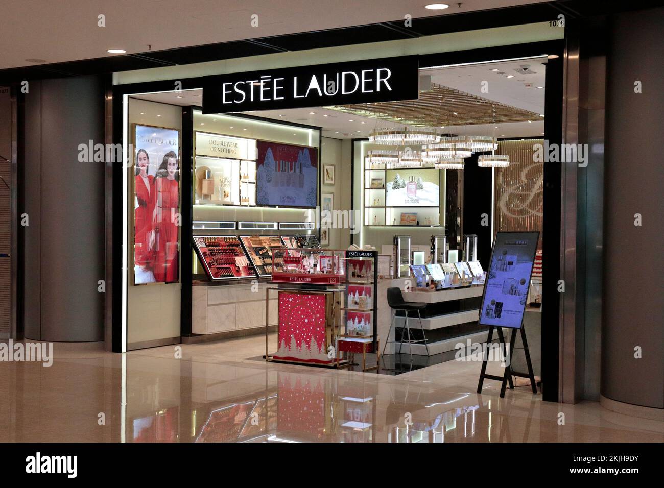 Estee Lauder, cosmetic products store, IFC Mall, Hong Kong 17th Nov ...
