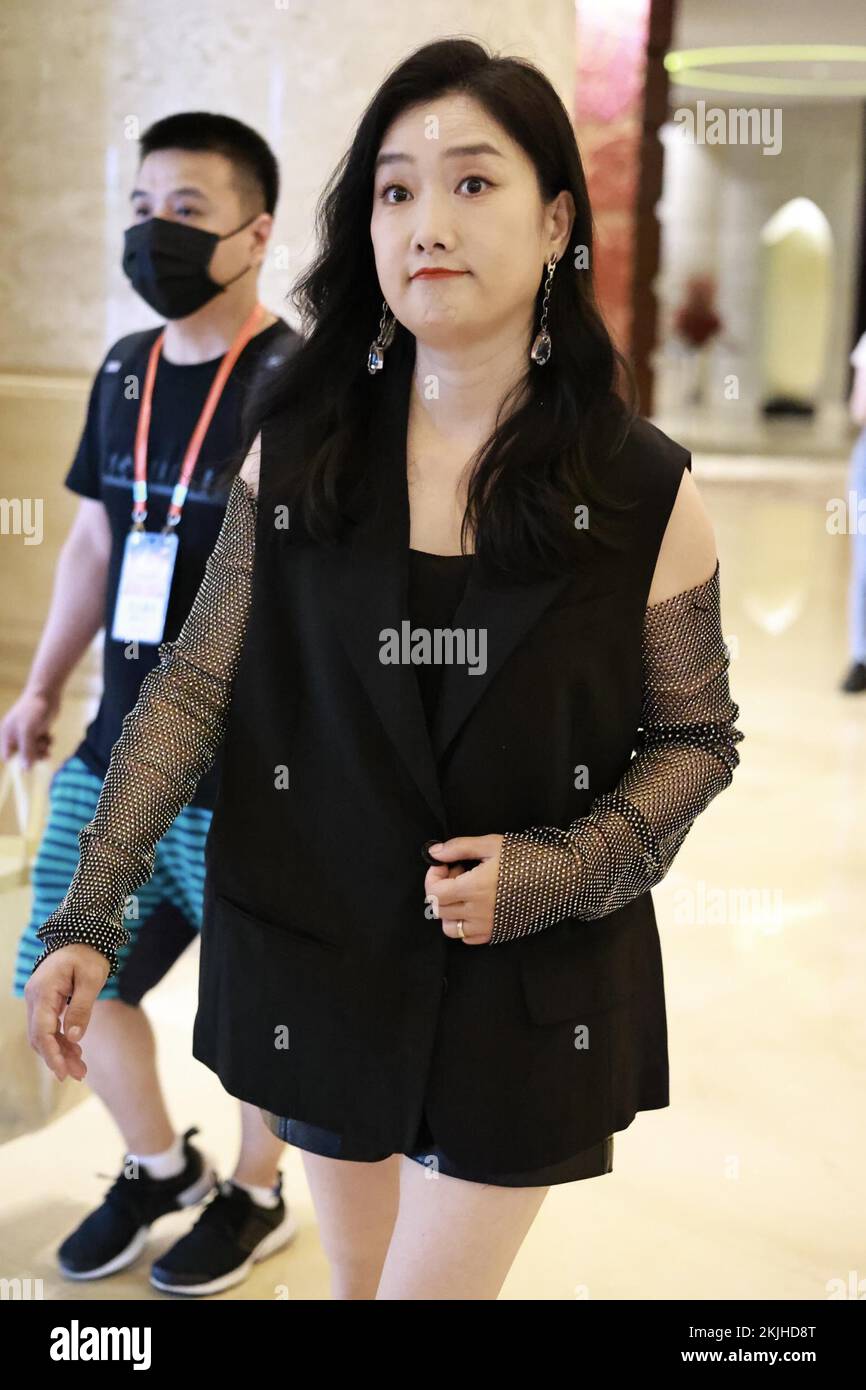 Chinese singer Yangwei Linghua went to work in Changsha City, south China's Hunan Province, 21 ...