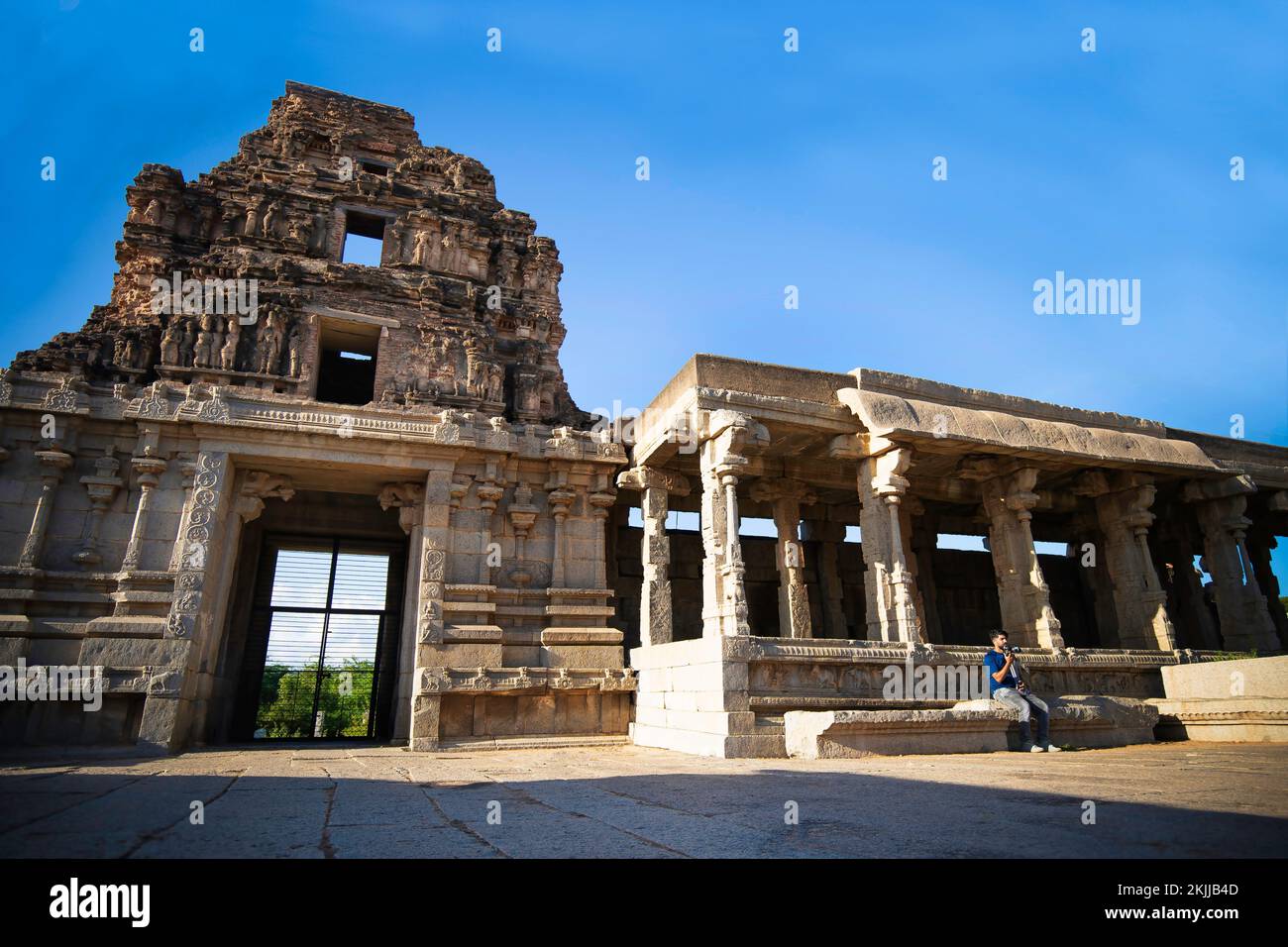 Karnataka’s tourism icon...The Stone Chariot, Hampi. Built by King ...
