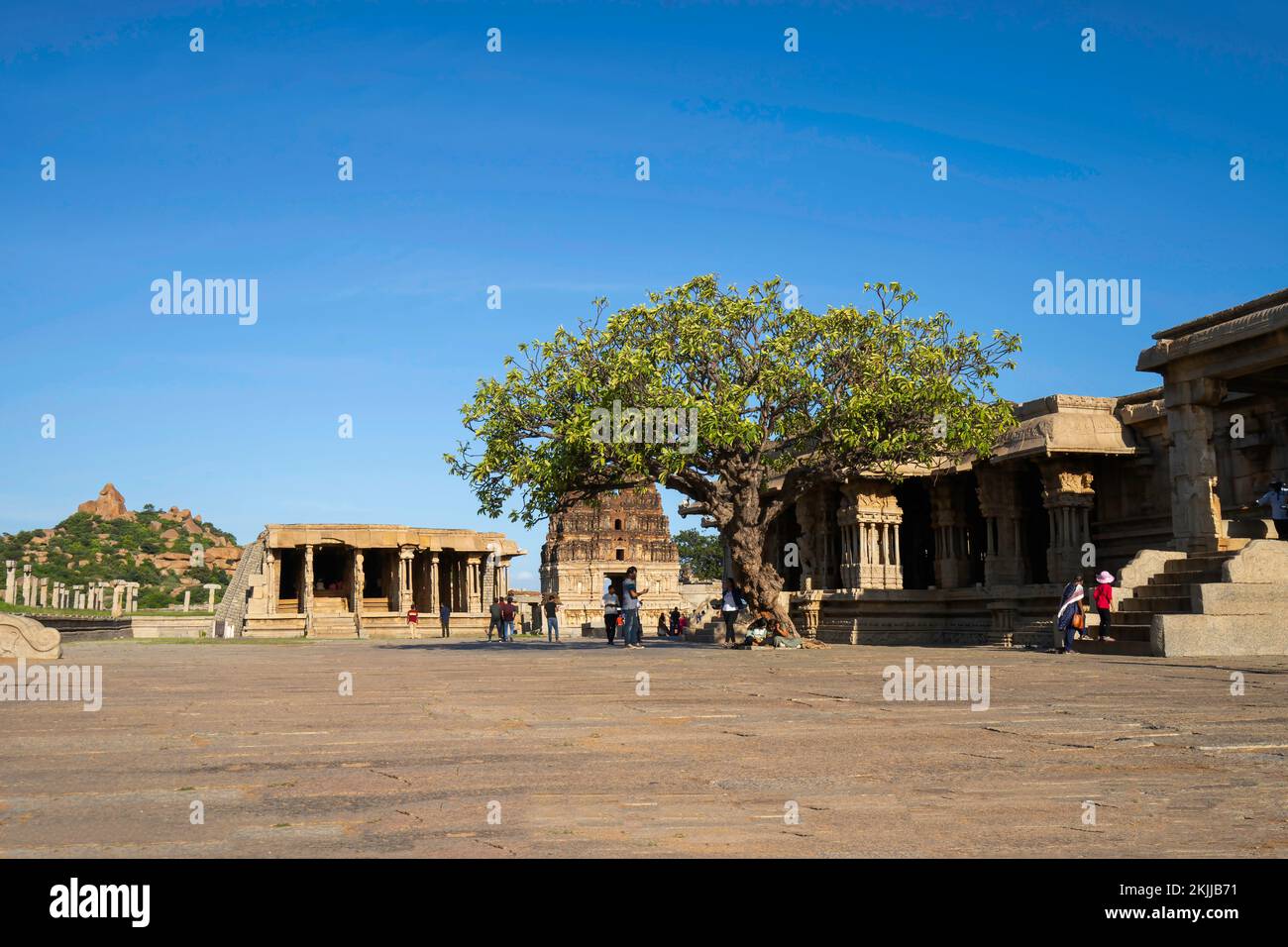 Karnataka’s tourism icon...The Stone Chariot, Hampi. Built by King ...
