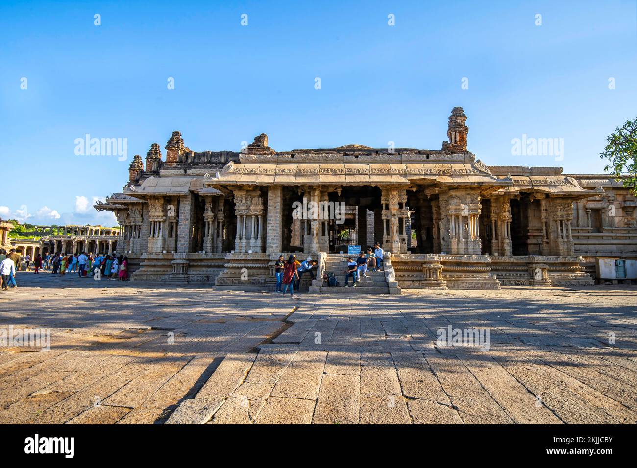 Krishnadevaraya king krishnadevaraya 16th century hi-res stock ...