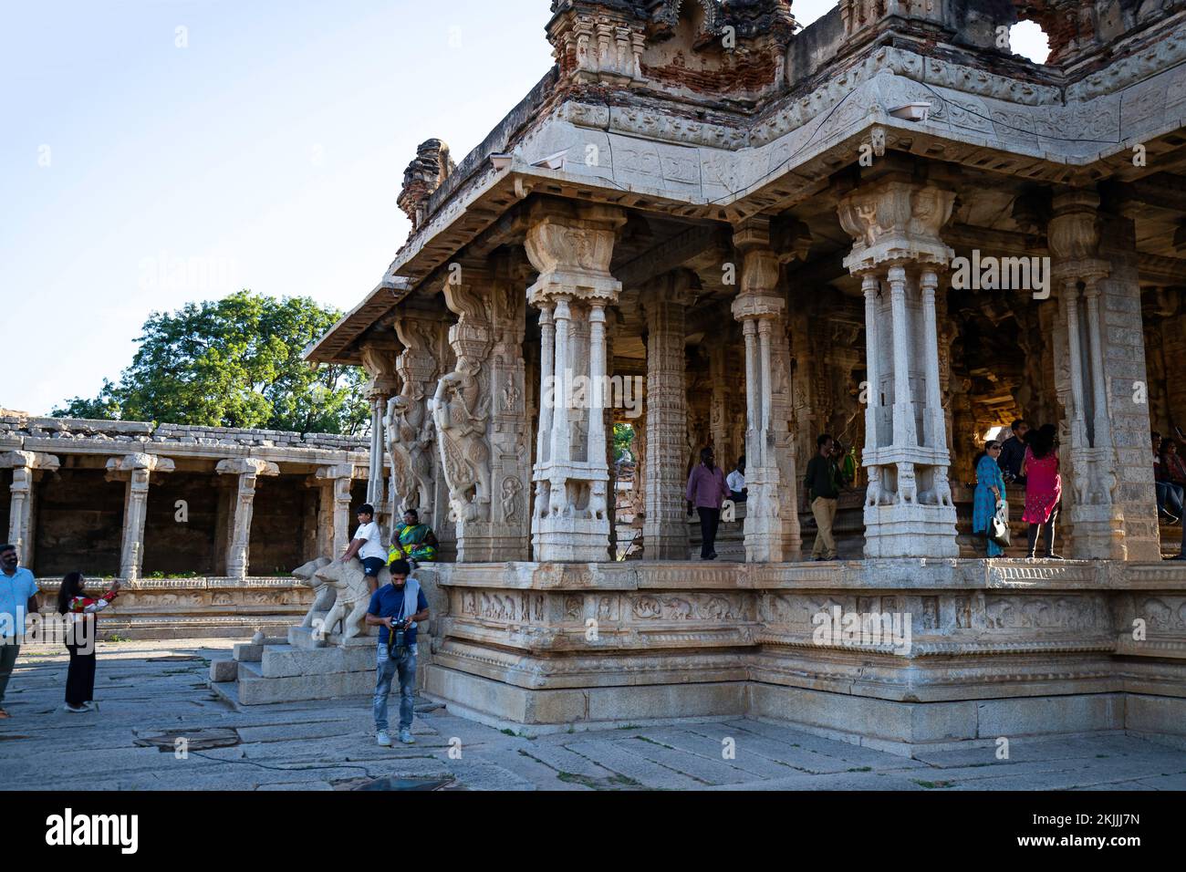 Karnataka’s tourism icon...The Stone Chariot, Hampi. Built by King ...
