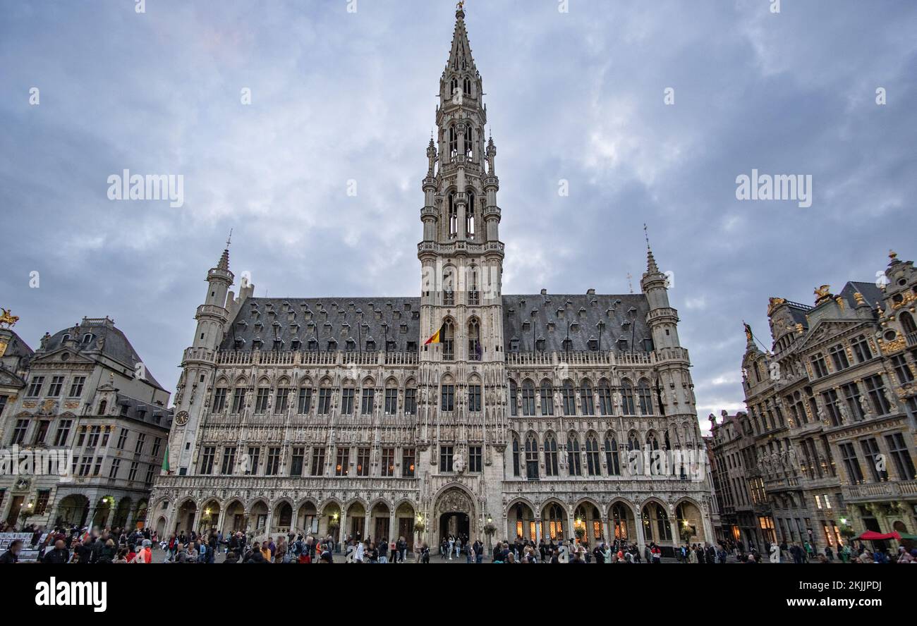 Brussels gothic architecture hi-res stock photography and images - Alamy