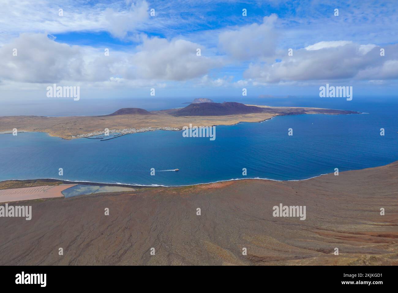 View of La Graciosa Island from Mirador del Río, Lanzarote, Canary ...