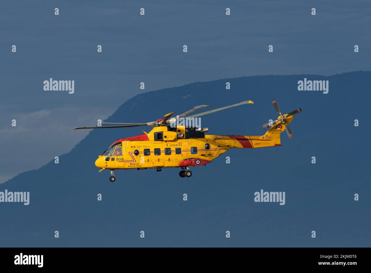 Richmond, British Columbia, Canada. 24th Nov, 2022. A Royal Canadian Air Force search and rescue ...