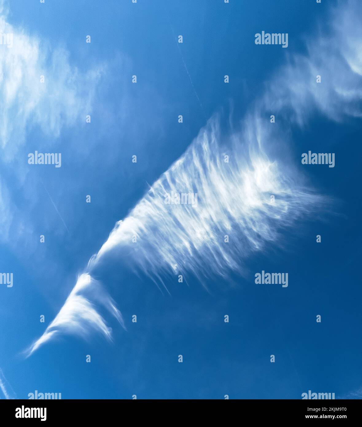 Zirrus hi-res stock photography and images - Alamy