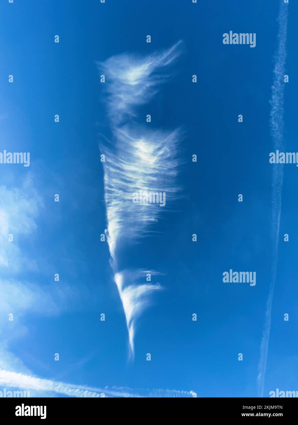 Feather cloud Cirrus Cirrus, ice cloud at high altitude, cloud image ...