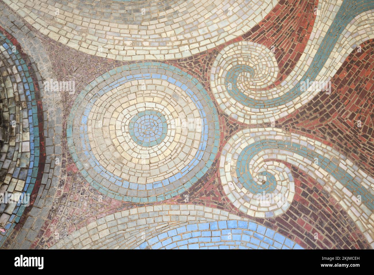 Mosaic circles hi-res stock photography and images - Alamy