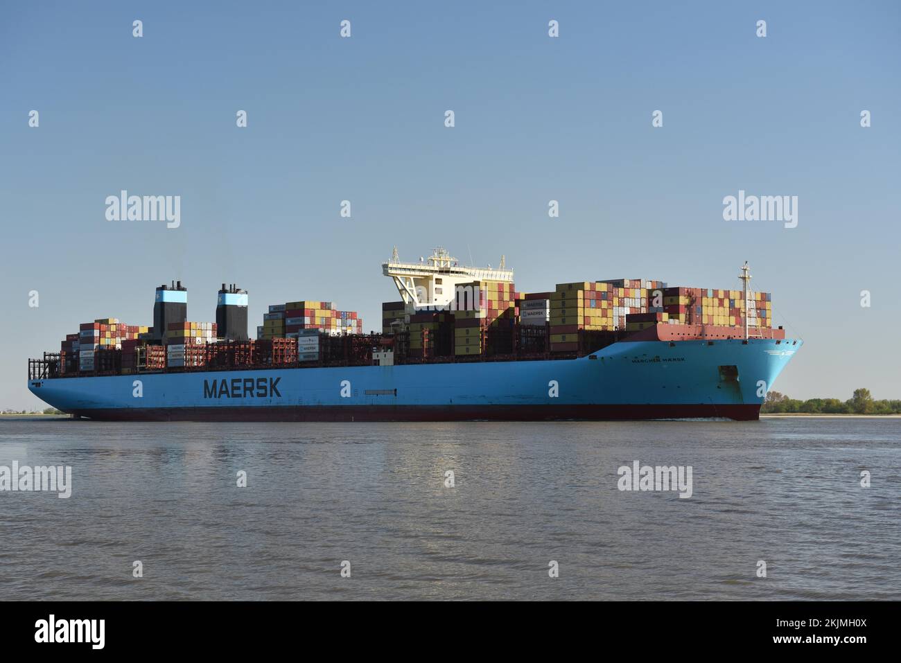 Container ship Maersk on the Elbe near Hamburg, Schleswig-Holstein ...
