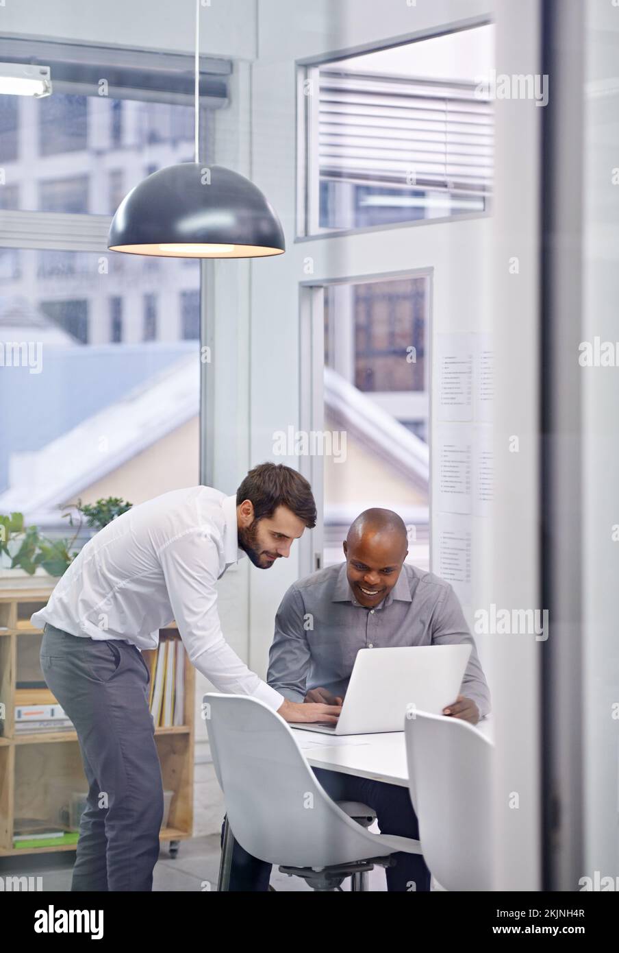 Employee training hi-res stock photography and images - Alamy