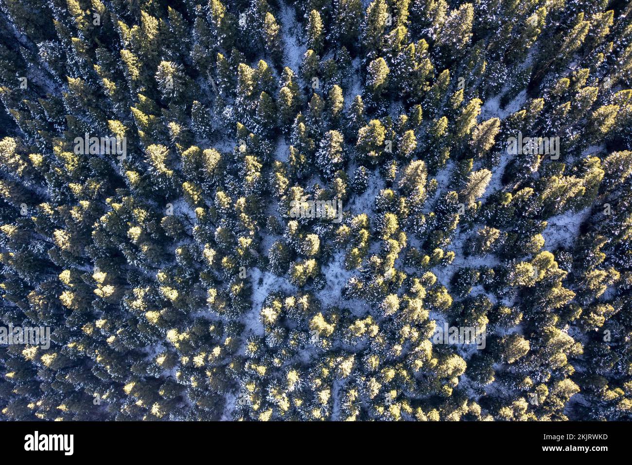 Aerial photos show the winter scenery of Erdaohai Scenic Area in ...