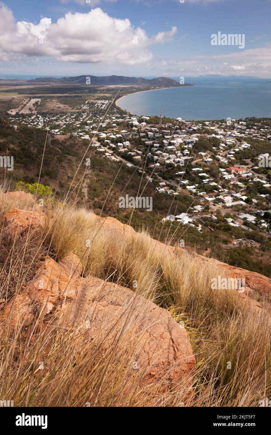 view of townsville from castle hill mountain in queensland Stock Photo ...
