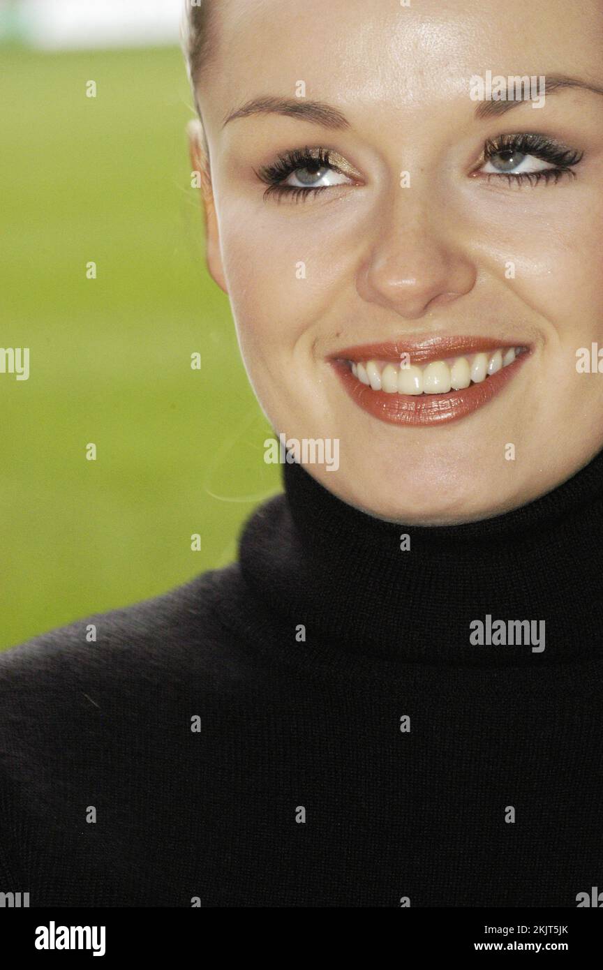 KATHERINE JENKINS, YOUNG, 2004: Opera star Katherine Jenkins from Wales ...