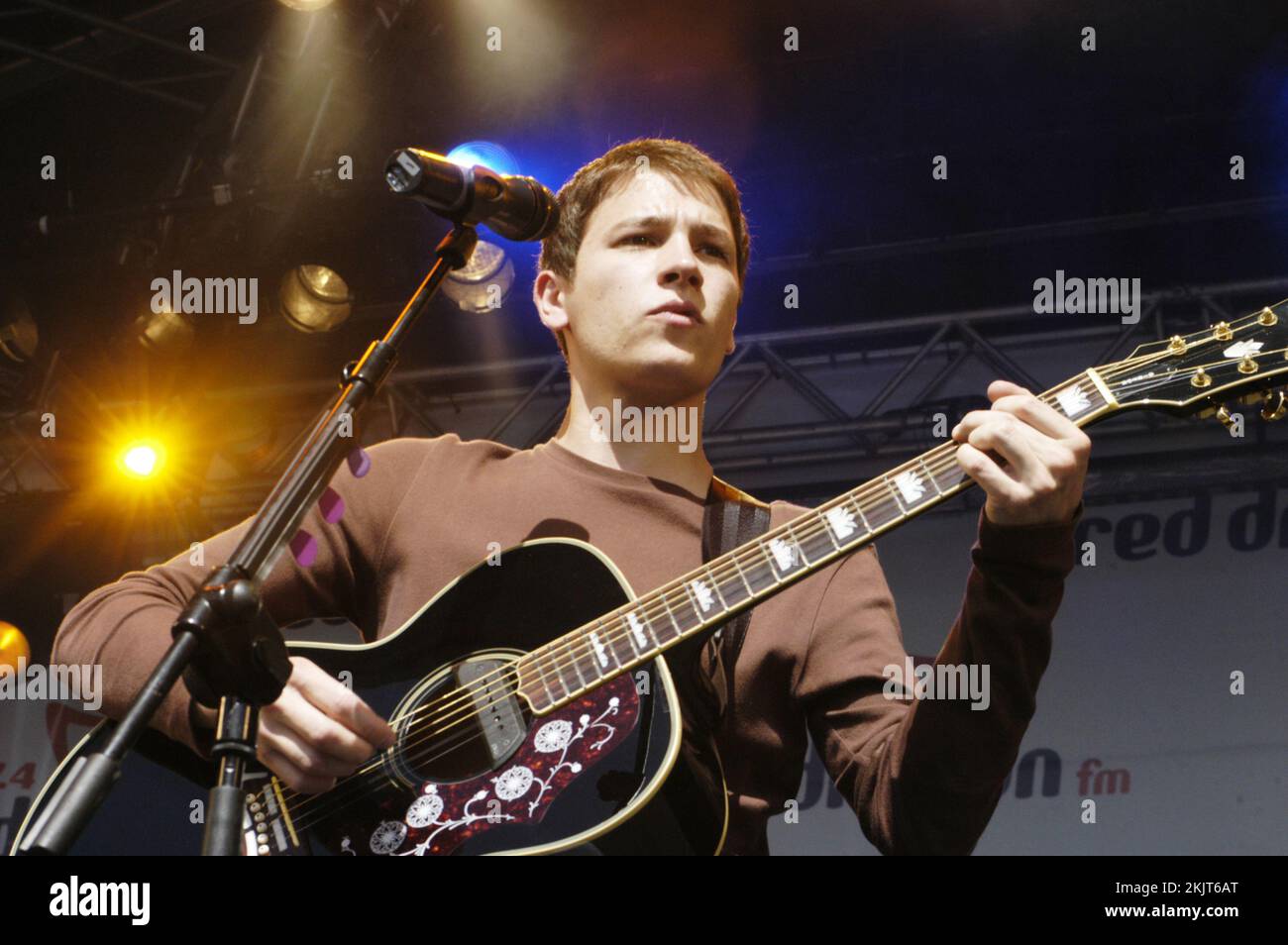 Epiphone acoustic guitar hi-res stock photography and images - Alamy