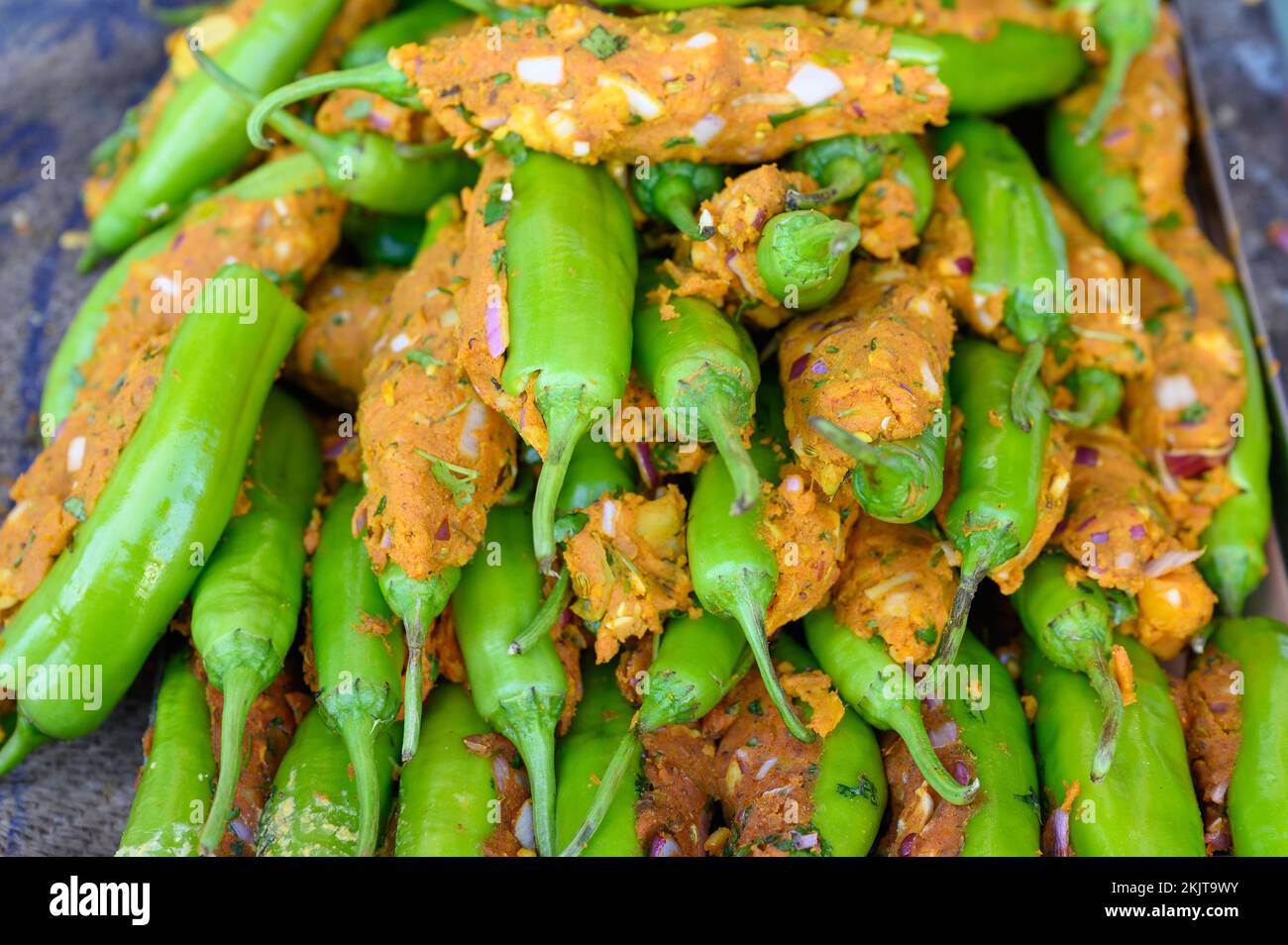 Green chilli pakora hi-res stock photography and images - Alamy