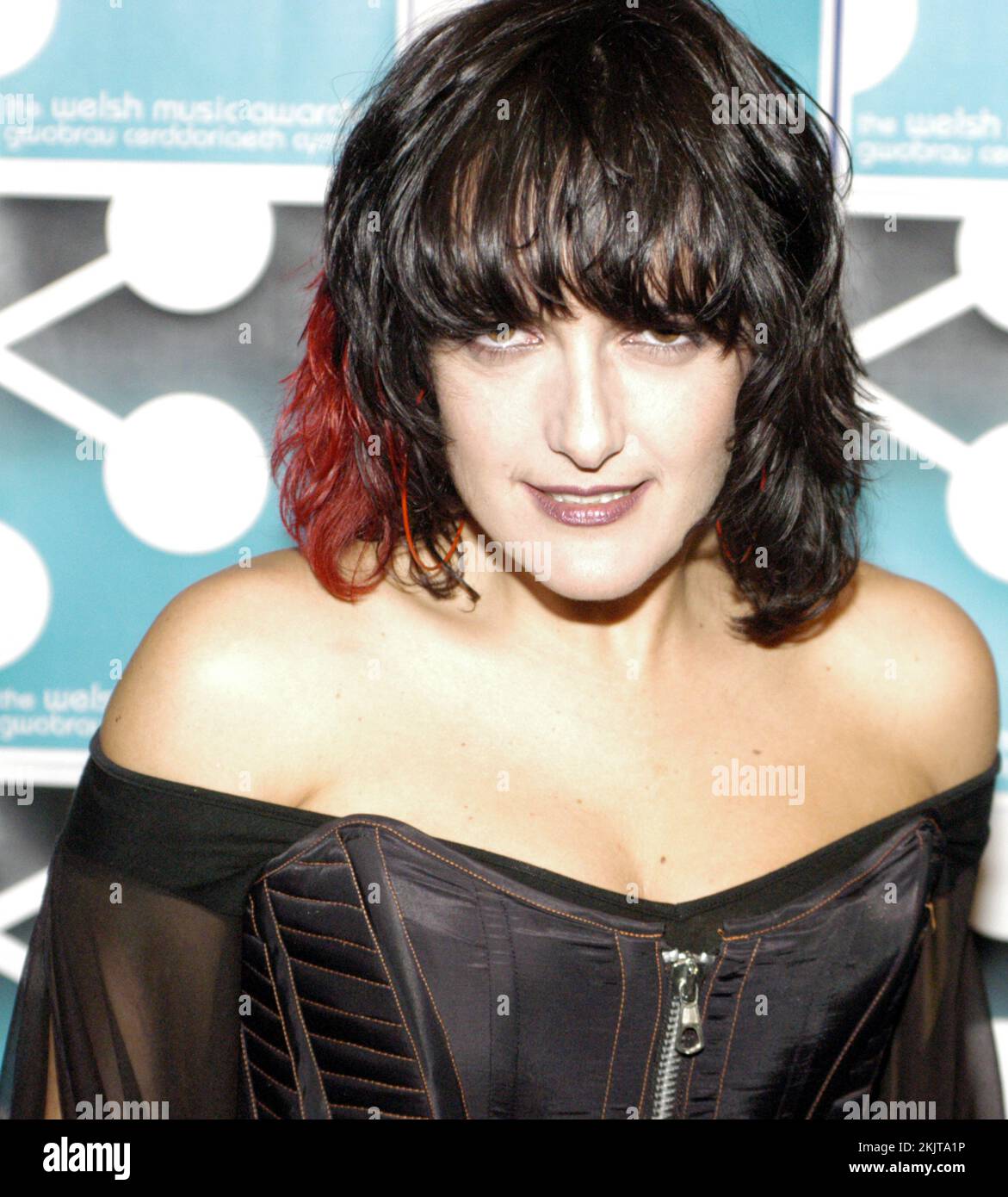 SIAN EVANS, MUSIC AWARDS, 2002: Sian Evans from the band Kosheen at the ...