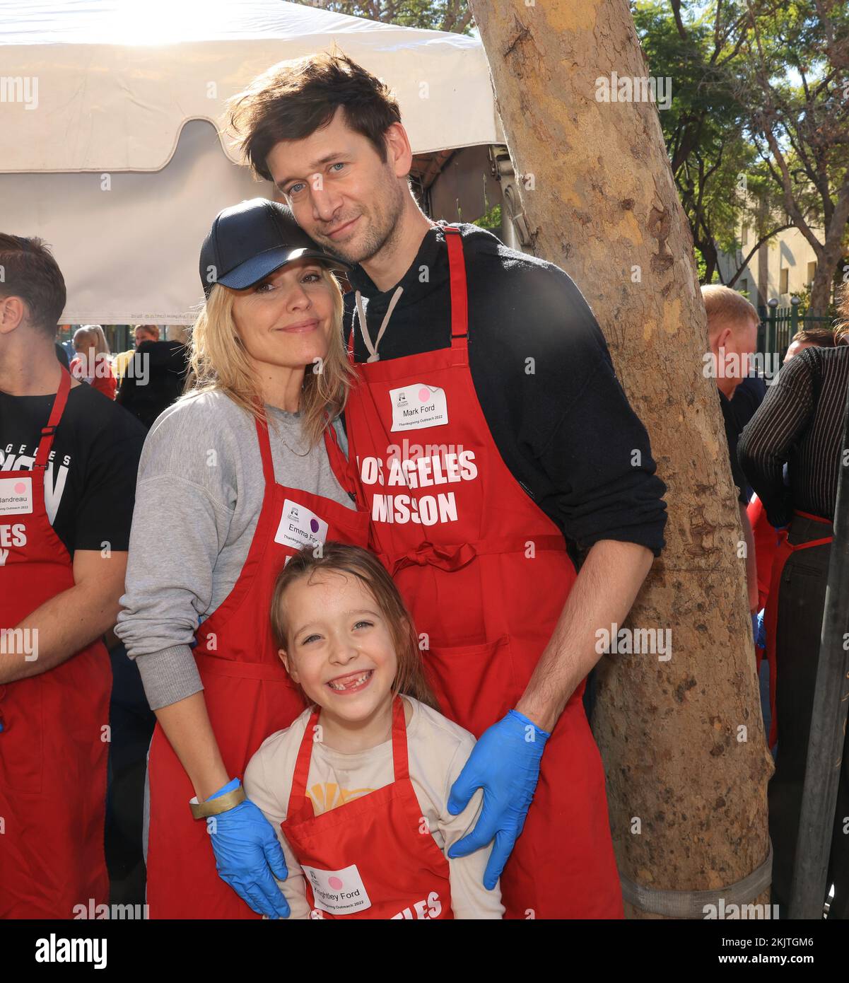 Emma caulfield hi-res stock photography and images - Alamy