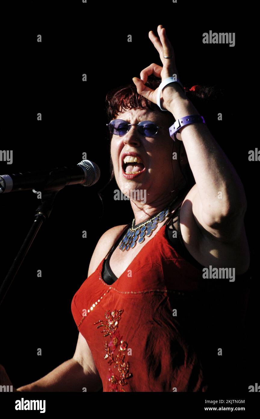 HAZEL O'CONNOR, CONCERT, 2005: Singer and actress Hazel O'Connor and ...