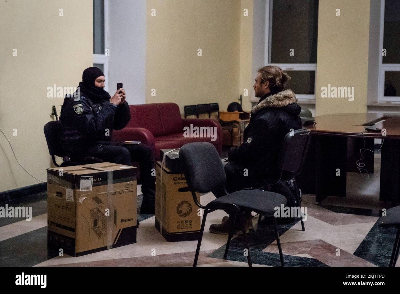 Process of vetting hi-res stock photography and images - Alamy