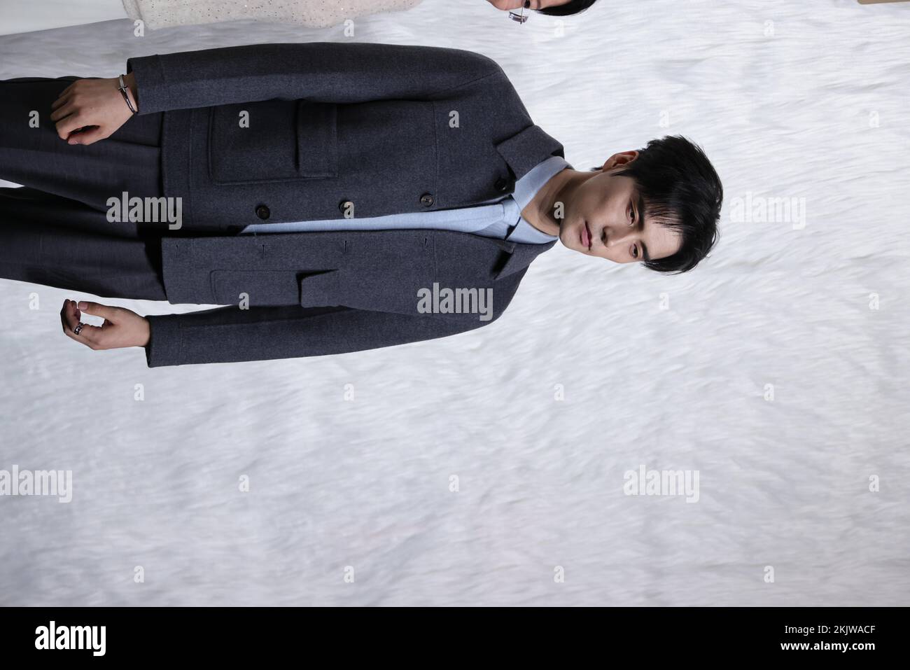 Chinese musical theater actor, singer and songwriter Ayanga attended the ERDOS 1980 activity in ...