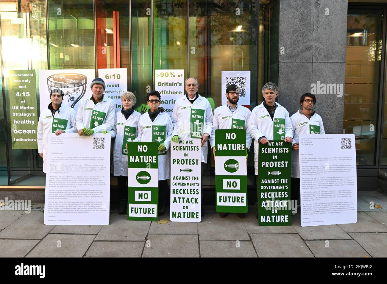 London, UK. 25 November 2022. Scientists for Extinction Rebellion ...