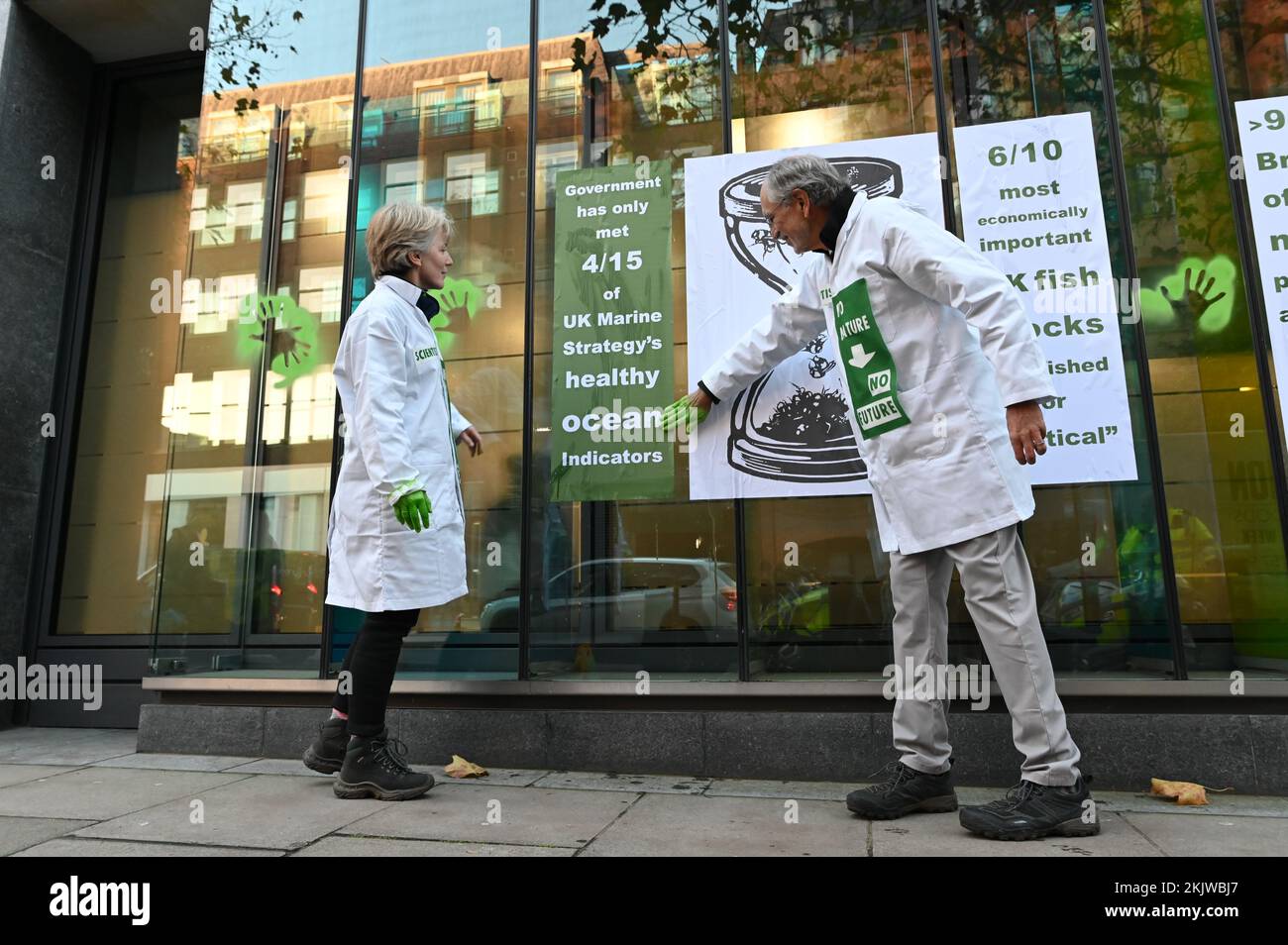London, UK. 25 November 2022. Scientists for Extinction Rebellion ...