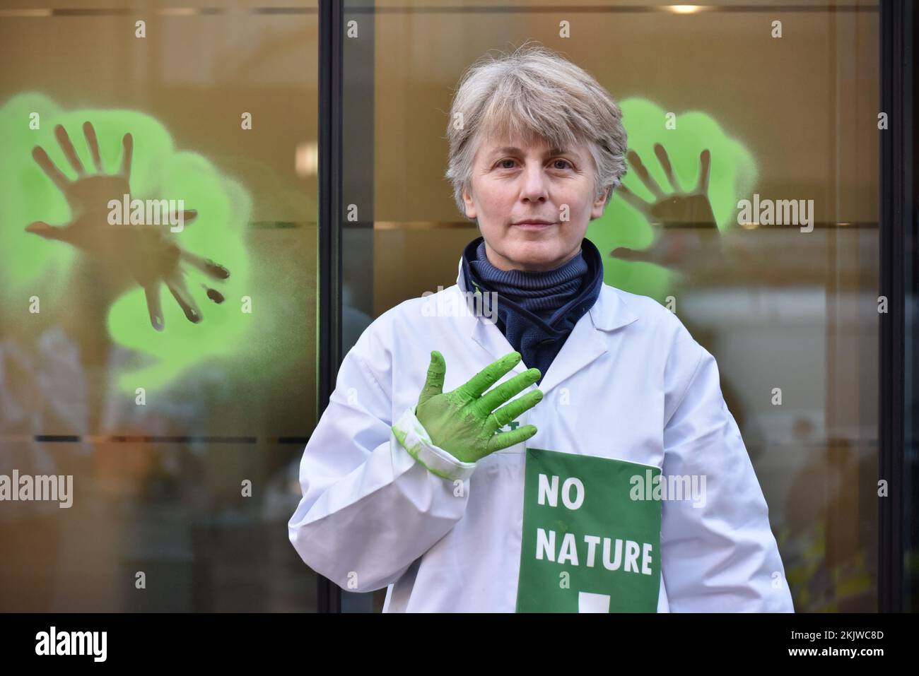 London, UK. 25 November 2022. Scientists for Extinction Rebellion ...