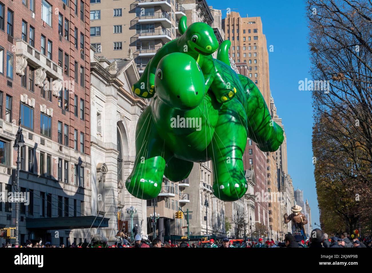 New York, USA. 24th Nov, 2022. NEW YORK, NEW YORK - NOVEMBER 24: Dino ...
