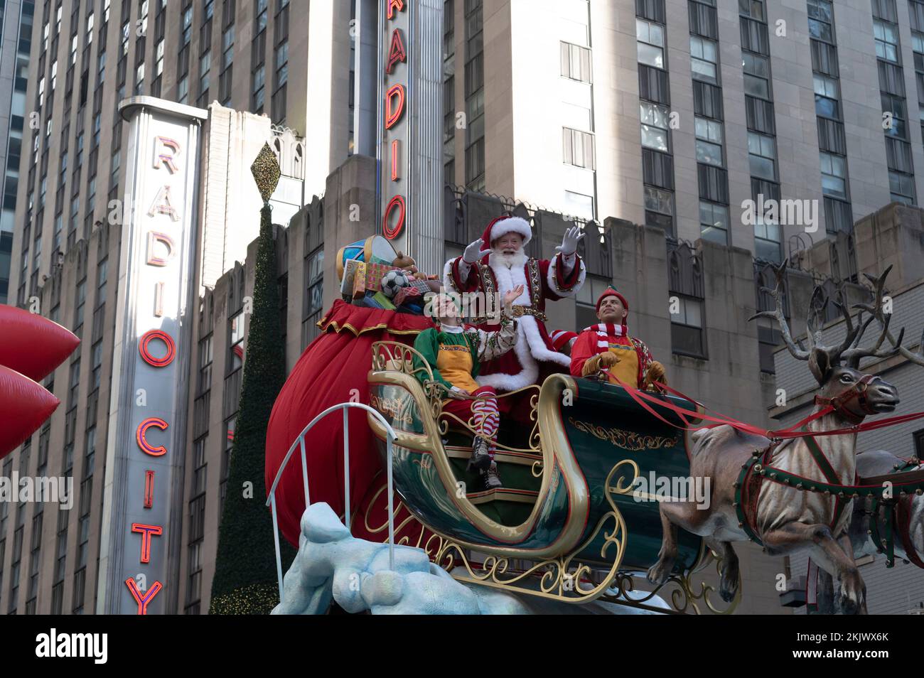 New York Usa 24th Nov 2022 New York New York November 24 Santa