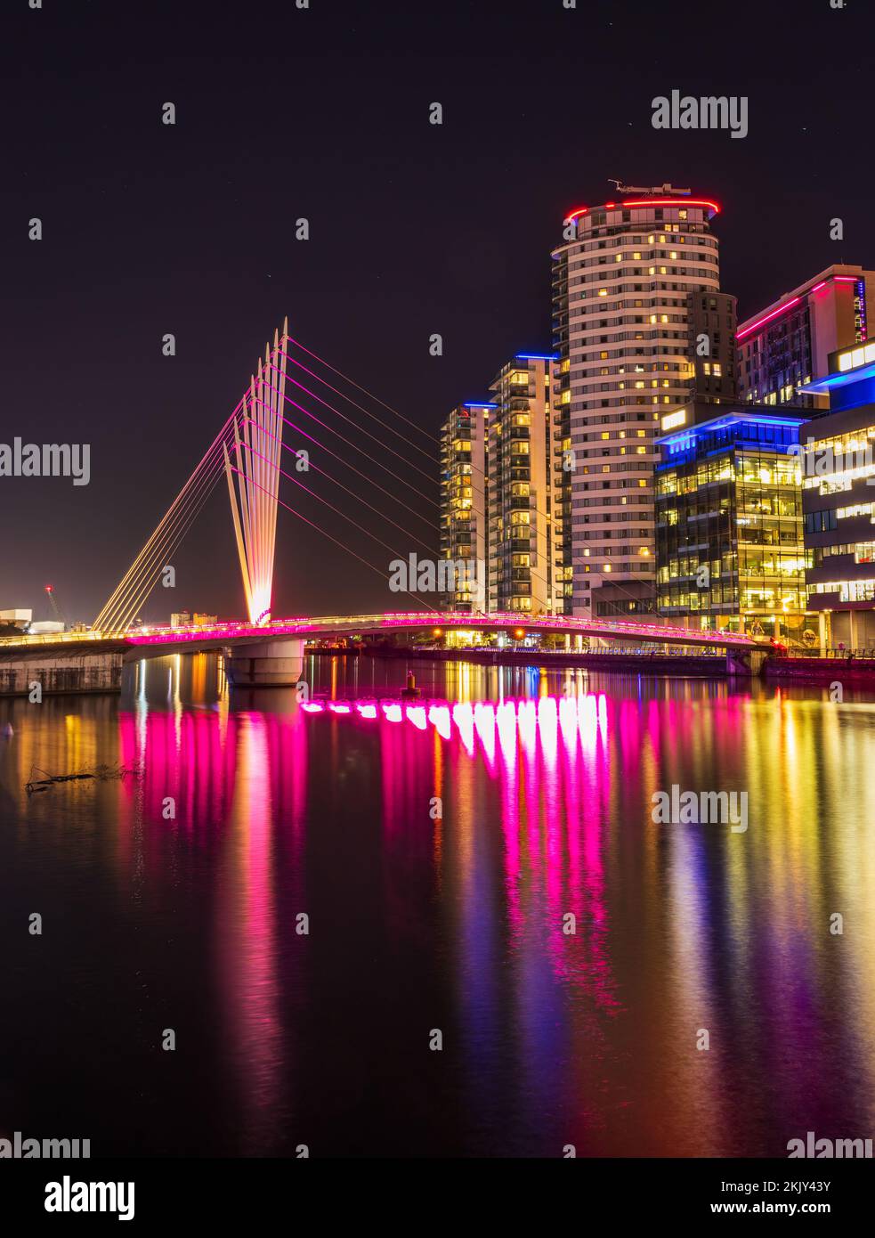 Bridge in Media City Manchester, England UK Stock Photo - Alamy