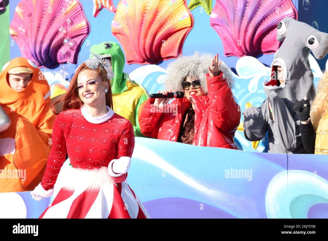 2022 Dunkin Donuts Thanksgiving Day Parade in Philadelphia. -PICTURED ...