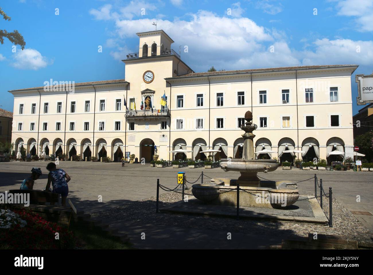 Giuseppe Garibaldi square and the 18th century town hall with the ...