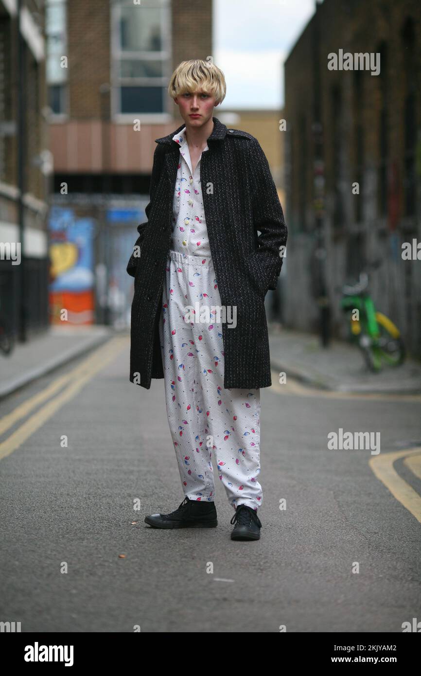 Cool fashion street style man in London Stock Photo - Alamy