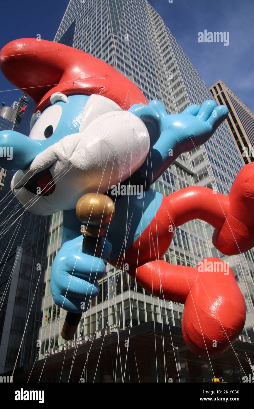 Aerial character balloons hi-res stock photography and images - Alamy