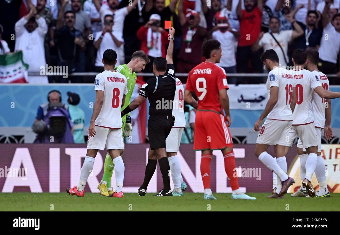 Referee world cup 2022 red card hi-res stock photography and images - Alamy
