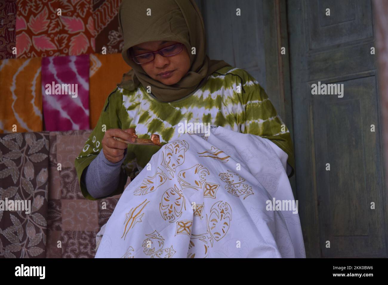 Batik design hi-res stock photography and images - Alamy